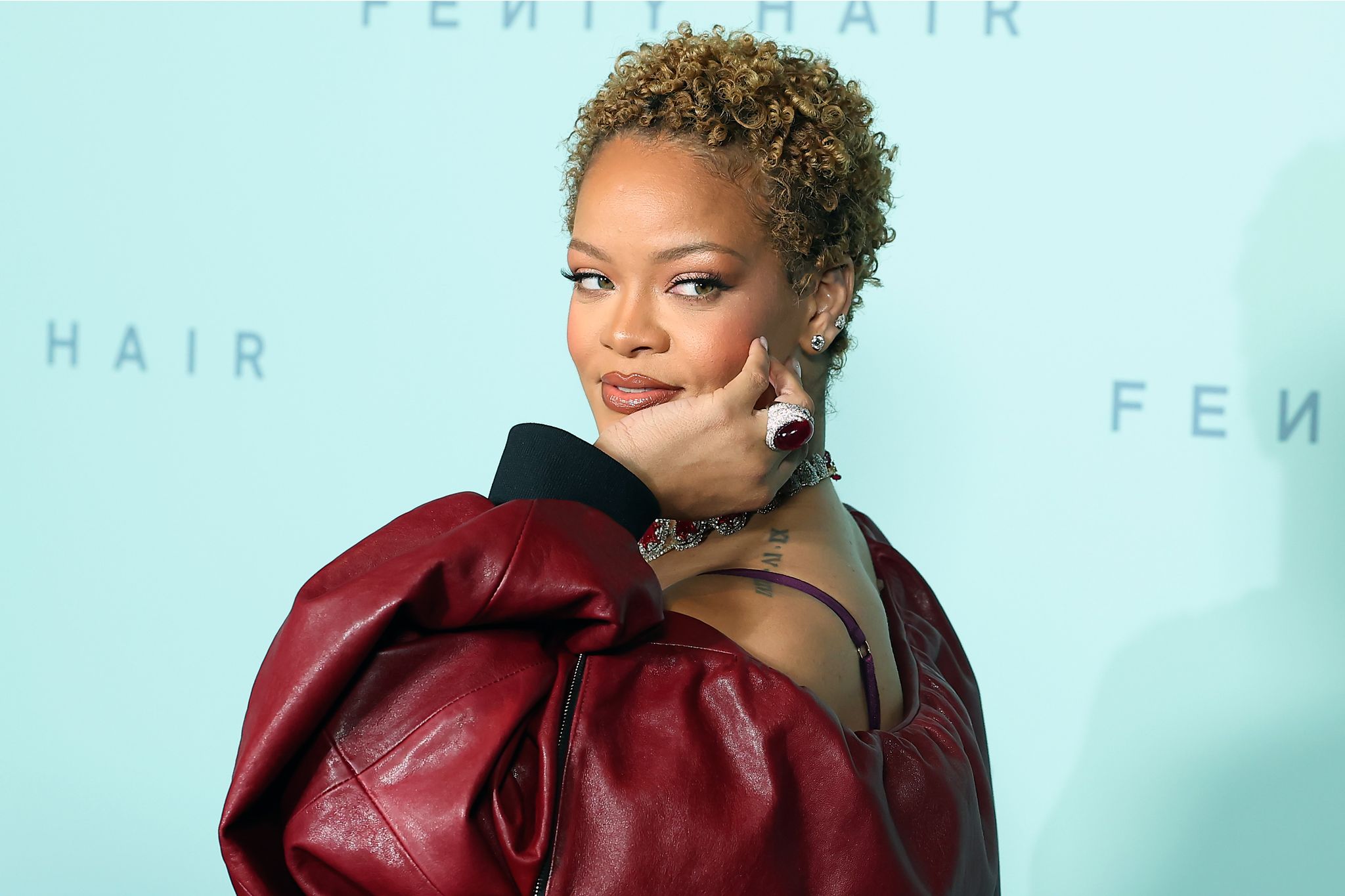 Rihanna Reveals the Actress With a 'Nice Forehead' She'd Like to Play ...