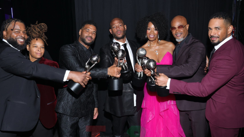 Wayans Family Inducted Into NAACP Image Awards Hall of Fame, Honored ...