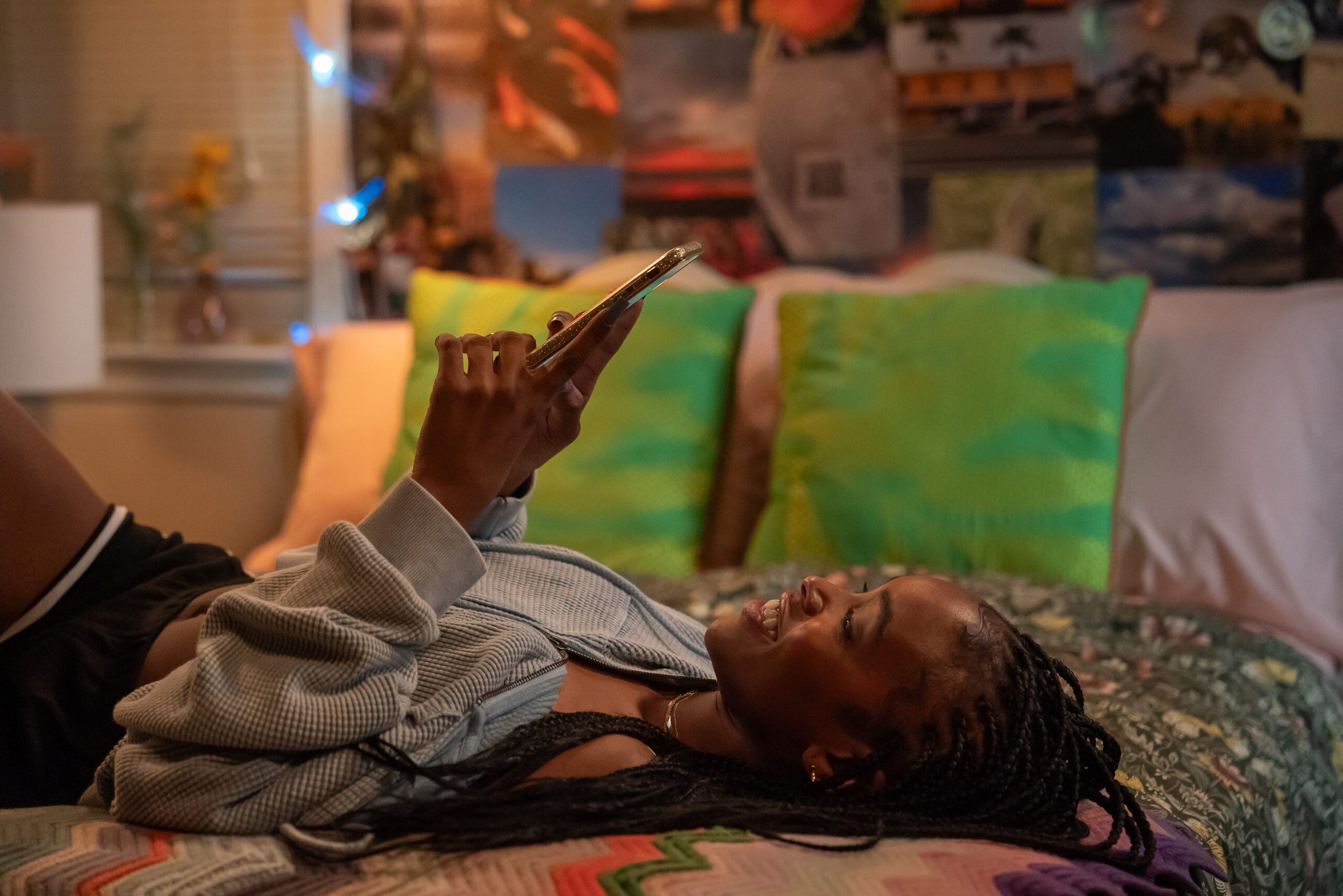 Netflix Sets Premiere Date for Mara Brock Akil’s Forever, Unveils First ...
