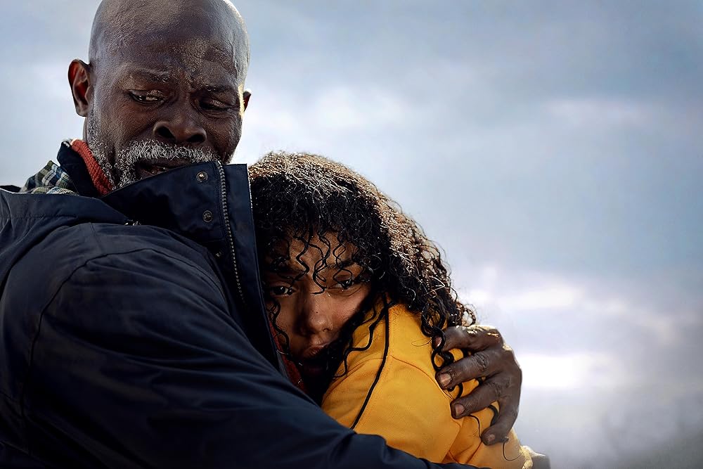 ‘Thrash’ Trailer: Whitney Peak and Djimon Hounsou Face Sharks During a ...